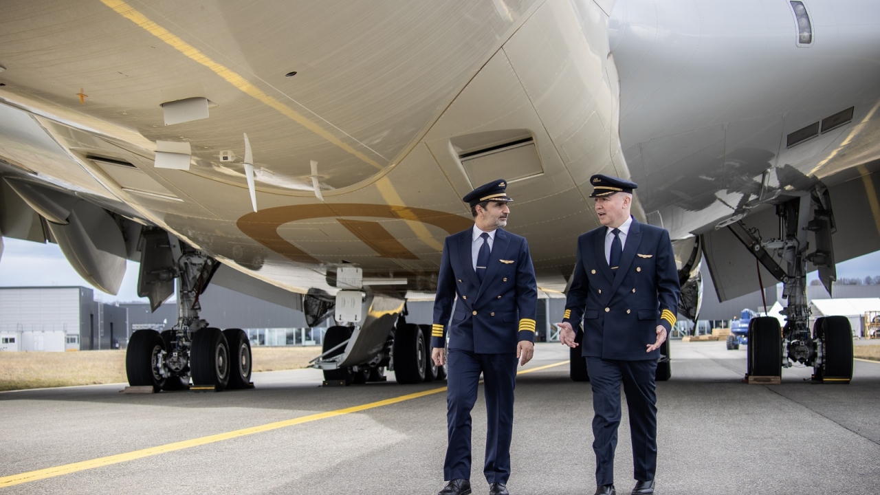 Etihad Airways Revives Pilot Training for Emiratis: Your Path to the ...