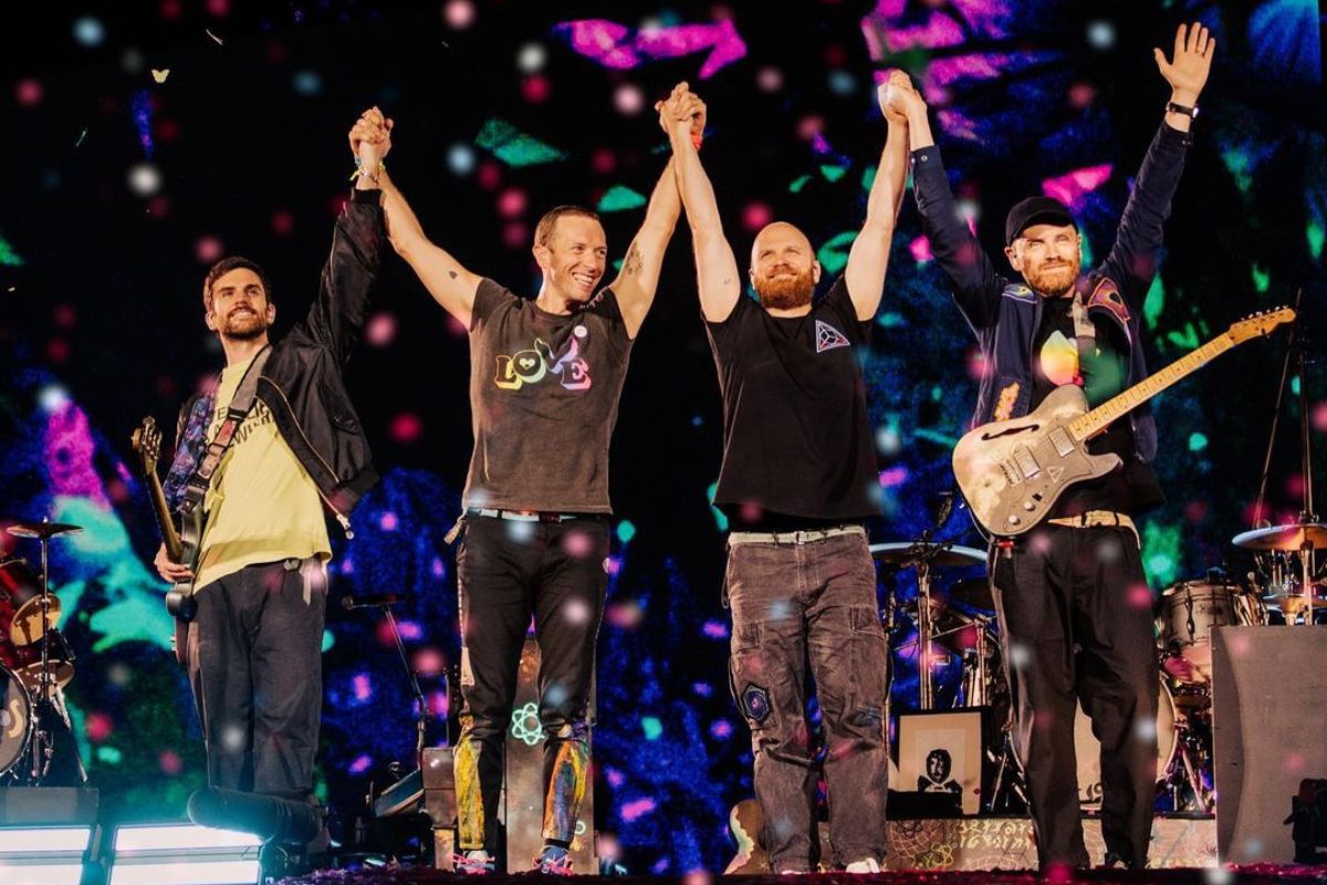 UAE Alert: Coldplay Fans Lose Thousands in Concert Ticket Scam ...